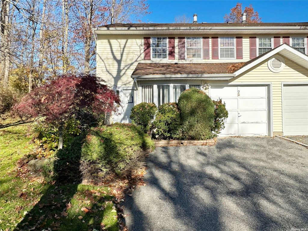 72 Aspen Drive UNIT 72, Woodbury, NY 11797 | Trulia