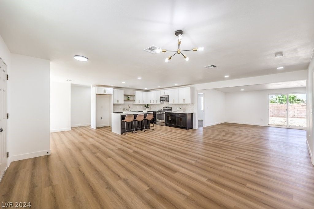 1809 Arville St, Las Vegas, NV 89102 | MLS# 2595065 | Trulia