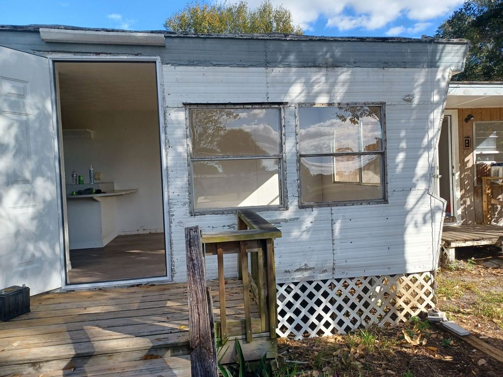 8305 McDaniel Dr #A, North Fort Myers, FL 33917 | Trulia