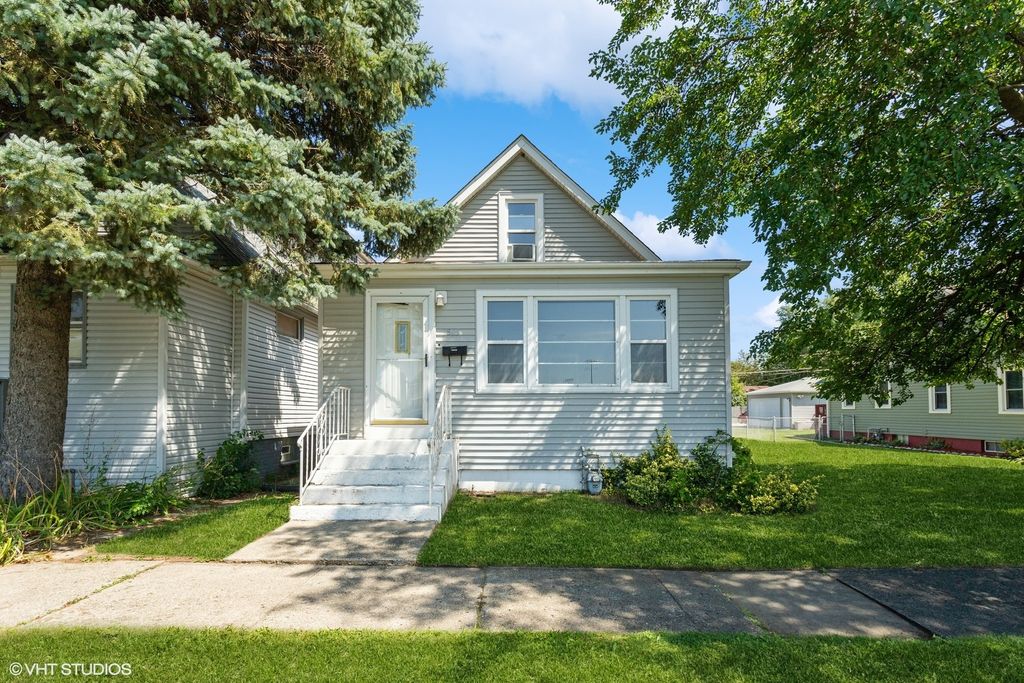 1805 Hervey Ave, North Chicago, IL 60064 - See Est. Value, Schools & More