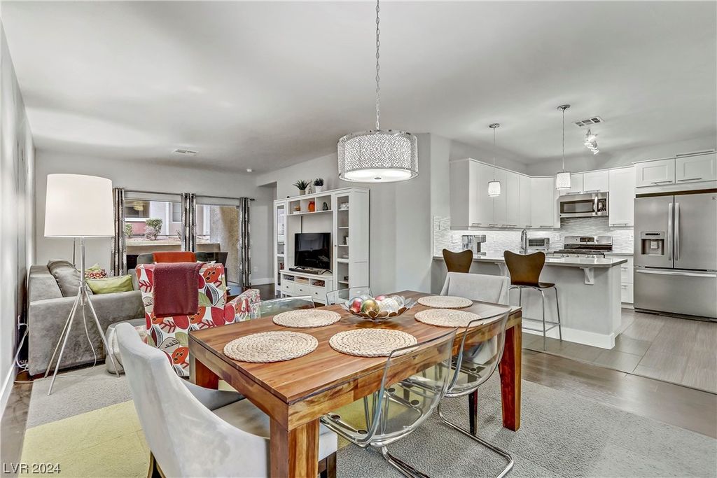 1008 Domnus Ln #103, Las Vegas, NV 89144 - See Est. Value, Schools & More