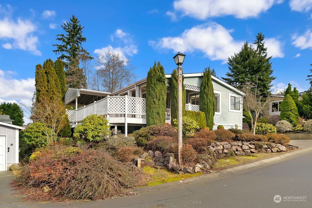 12516 NE 199th Street, Bothell, WA 98011 - See Est. Value, Schools & More