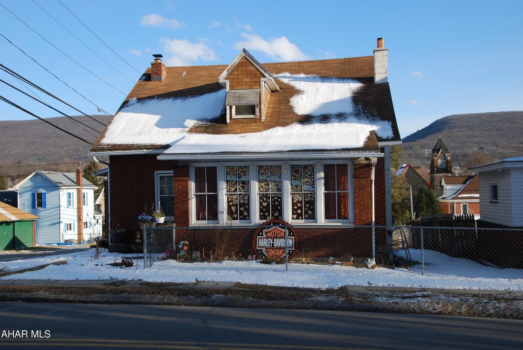 329-331 E Walton Ave, Altoona, PA 16602 | MLS# 79297 - Trulia | Trulia