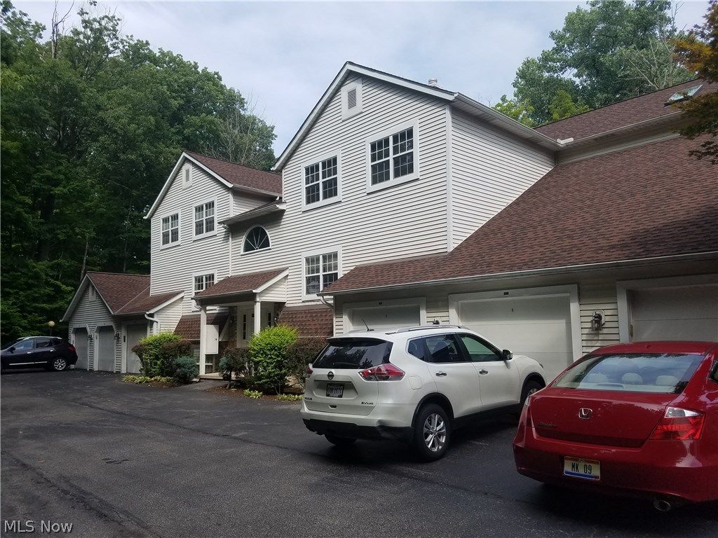 1193 W River Rd N #B2, Elyria, OH 44035 - See Est. Value, Schools & More