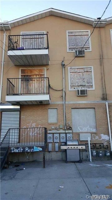 141 Beach 26th Street, Far Rockaway, NY 11691 - See Est. Value, Schools ...