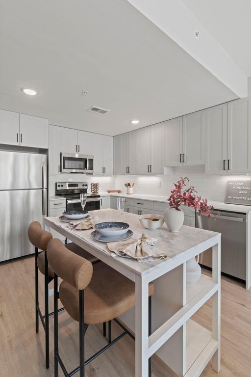 918 N Delaware Ave #C412, Philadelphia, PA 19123 - See Est. Value ...