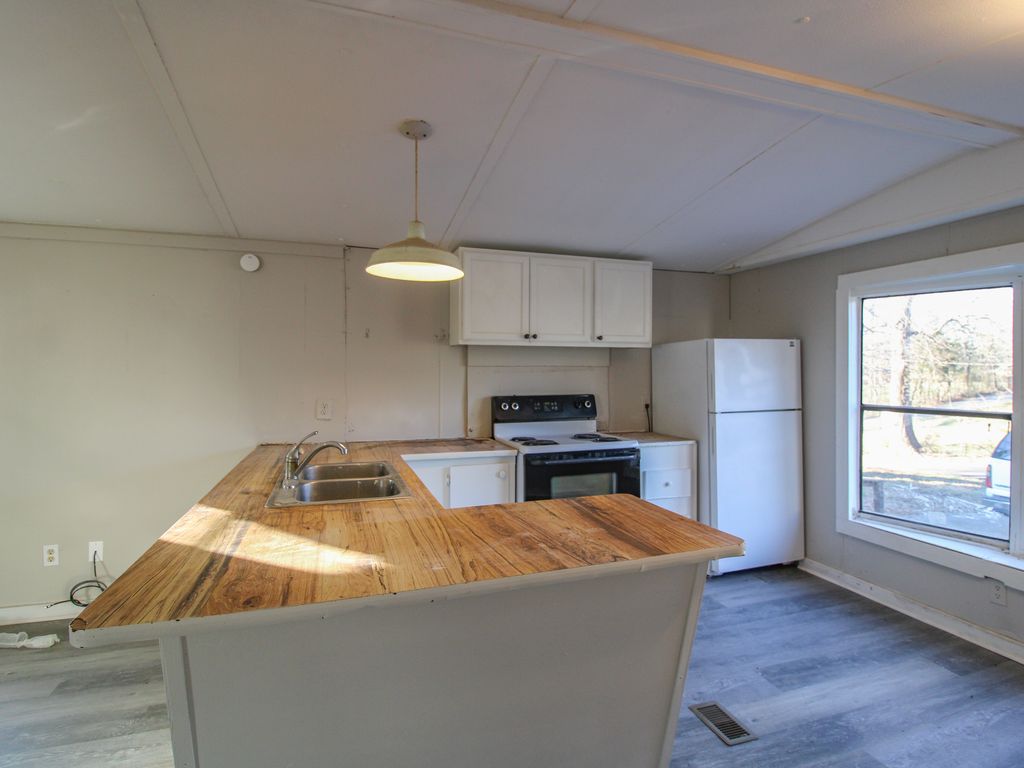 1 Simpson Rd #cce7f8b28, Fayetteville, TN 37334 - See Est. Value ...