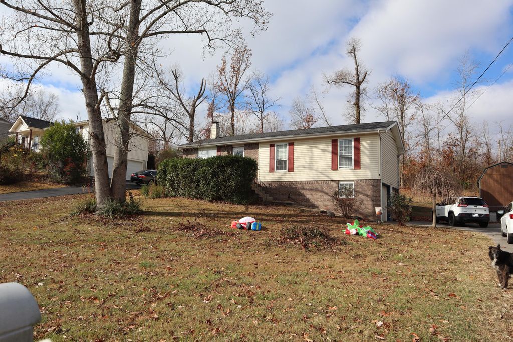 4015 Shady Oak Dr, Ooltewah, TN 37363 - See Est. Value, Schools & More