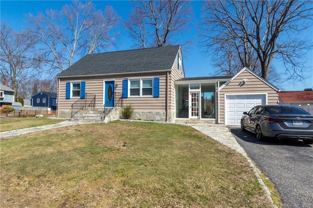 216 Macon Drive, Bridgeport, CT 06606 - See Est. Value, Schools & More