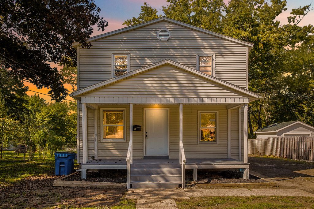 415 Keyes Dr, Parchment, MI 49004 - See Est. Value, Schools & More