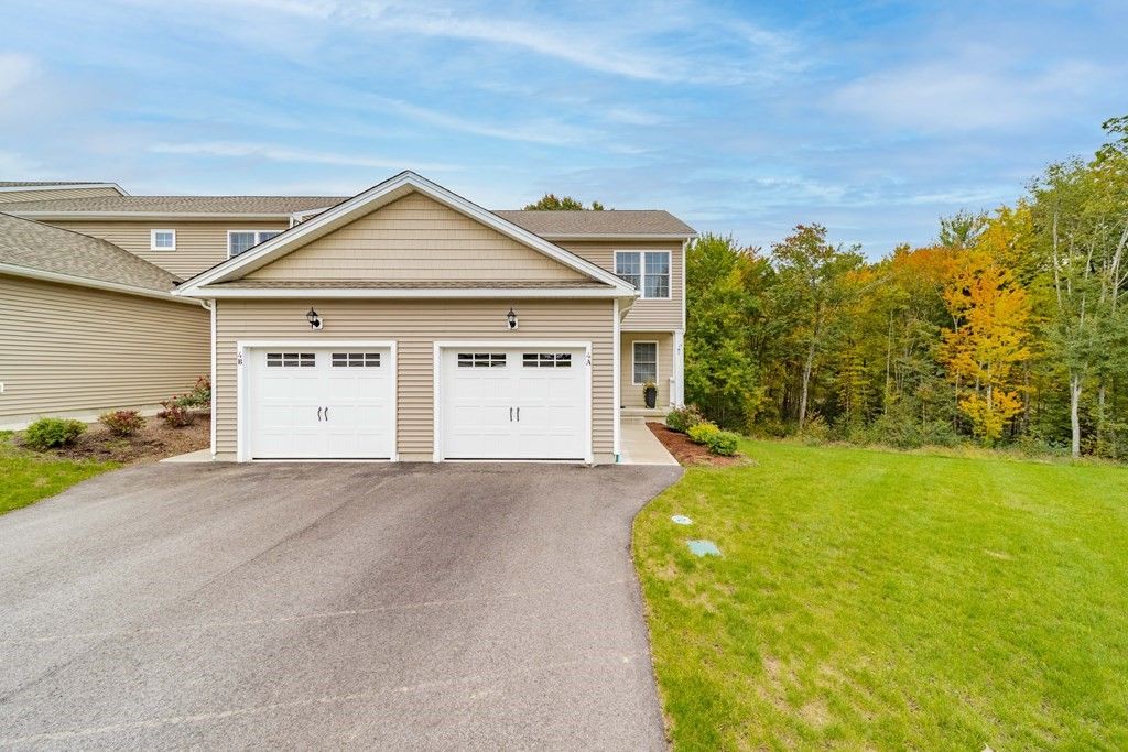 4 Maple View Ln #A, Agawam, MA 01001 - See Est. Value, Schools & More