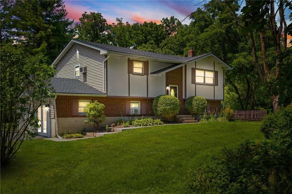 835 Hickory Rd, Walnutport, PA 18088 - See Est. Value, Schools & More