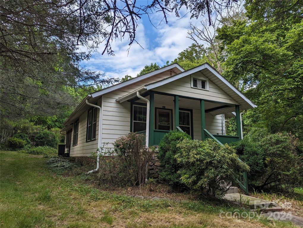 503 Brandon Rd, Black Mountain, NC 28711 - See Est. Value, Schools & More