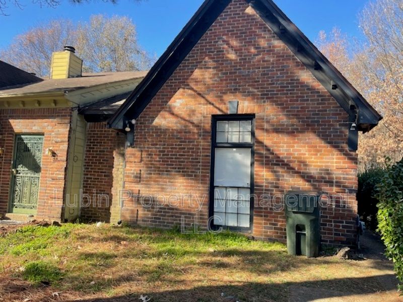 3679 Hyacinth Dr, Memphis, TN 38115 | Trulia