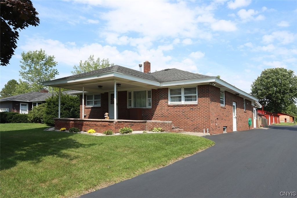 4851 W Taft Rd, Liverpool, NY 13088 - See Est. Value, Schools & More