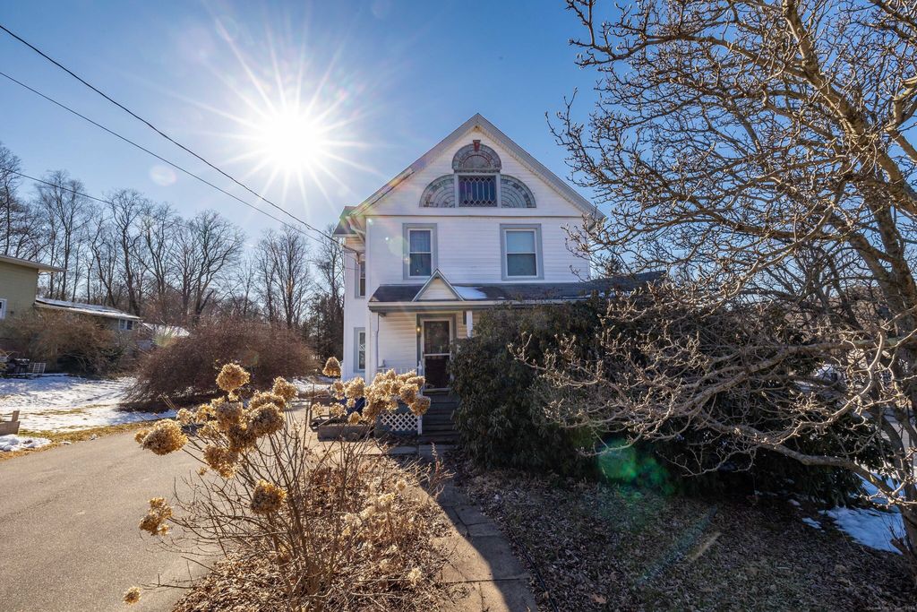 116 Main Street, East Hampton, CT 06424 - See Est. Value, Schools & More