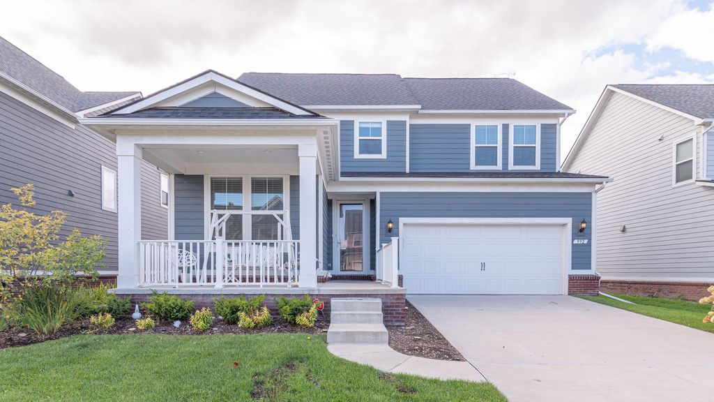 992 Harrison St, Canton, MI 48188 - See Est. Value, Schools & More