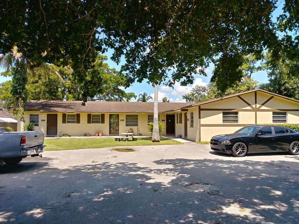 4875 - 4883 SW 65 Ave - Davie, FL | Trulia