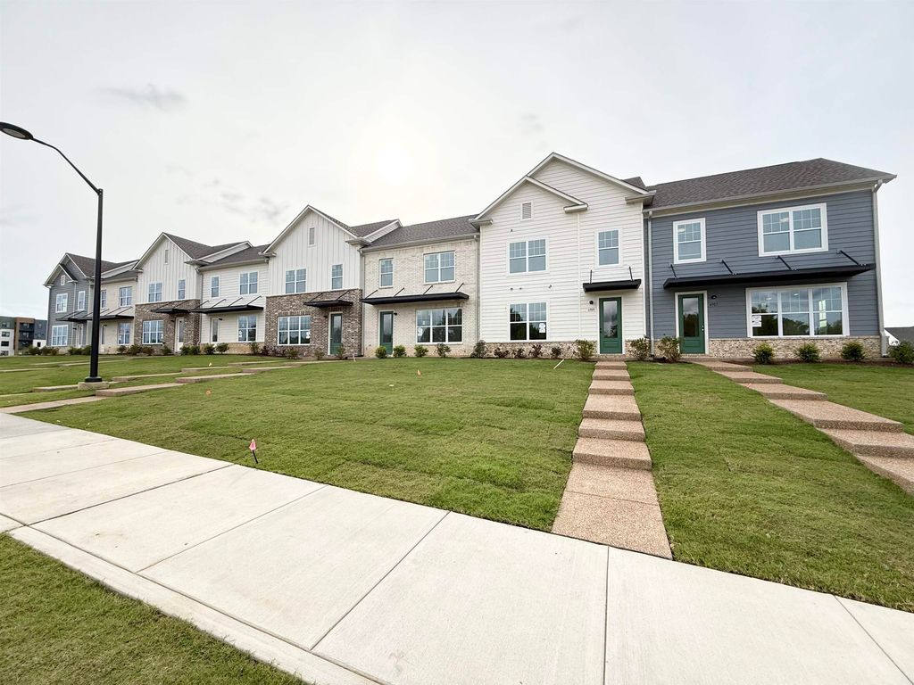 6903 Talcott Ln, Memphis, TN 38135 - See Est. Value, Schools & More