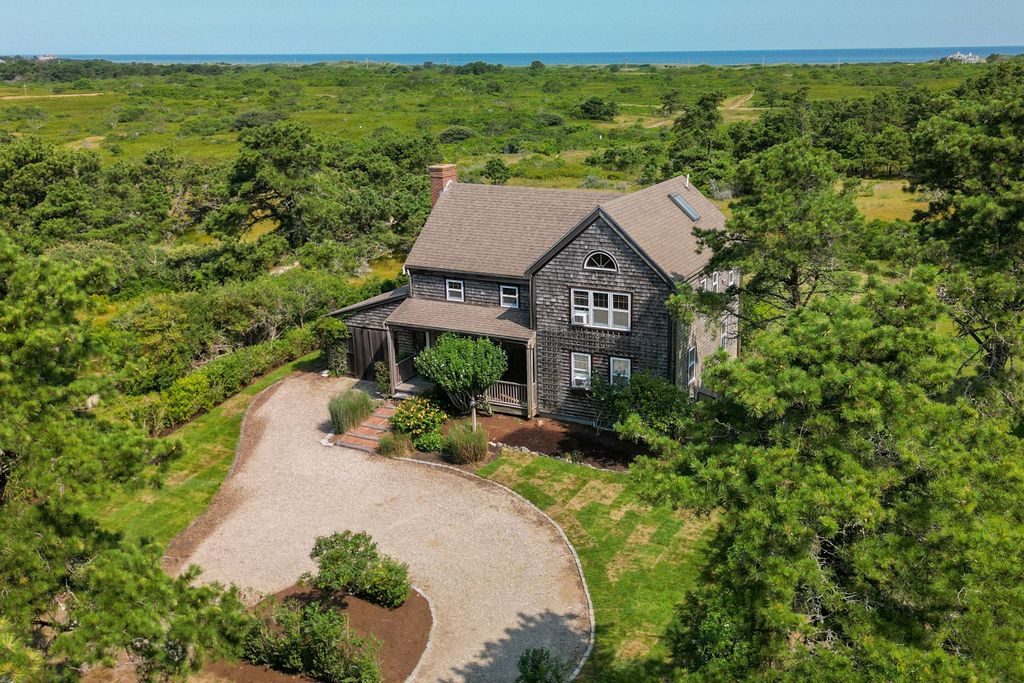 19 Ridge Ln, Nantucket, MA 02554 - See Est. Value, Schools & More
