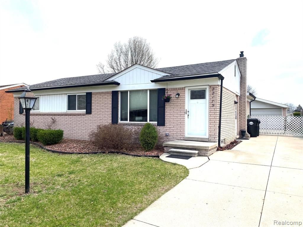 22175 Loretta St, Woodhaven, MI 48183 | Trulia