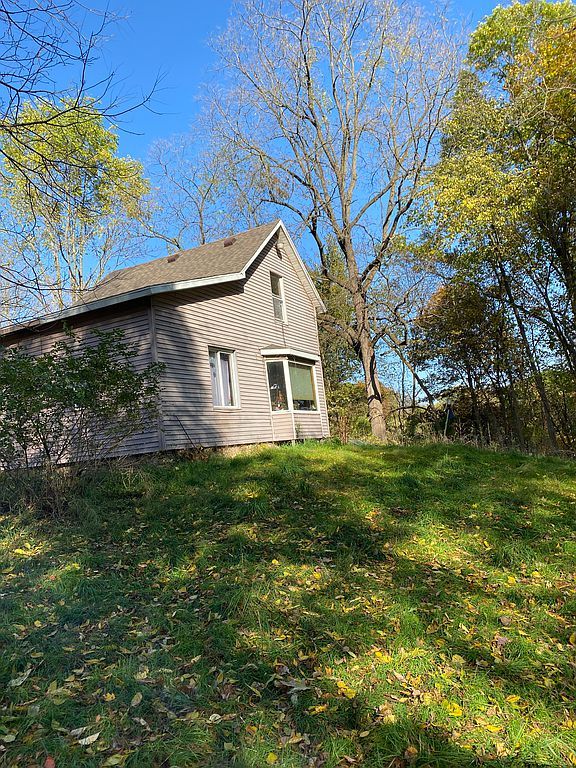7248 Shaw Rd, Hastings, MI 49058 - See Est. Value, Schools & More