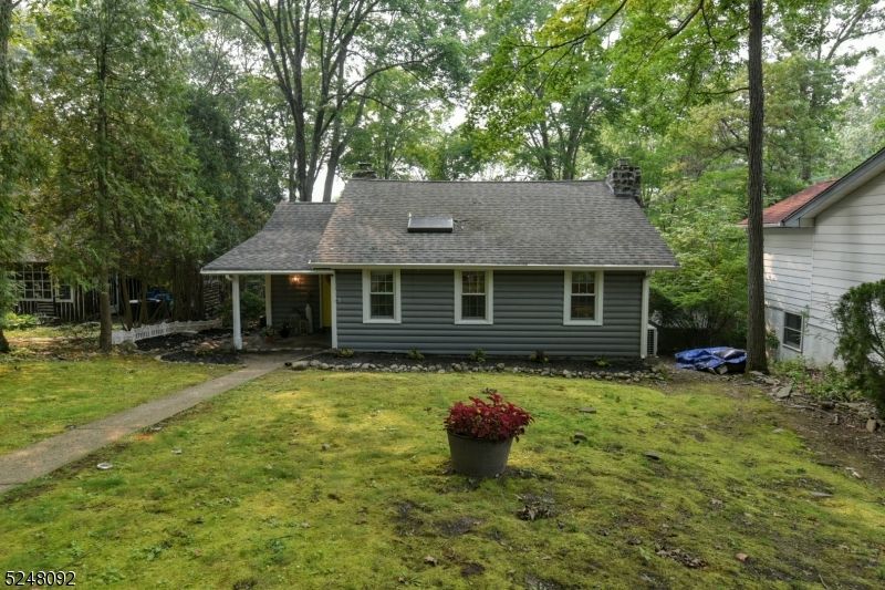 55 Hillside Rd, Ringwood, NJ 07456 - See Est. Value, Schools & More