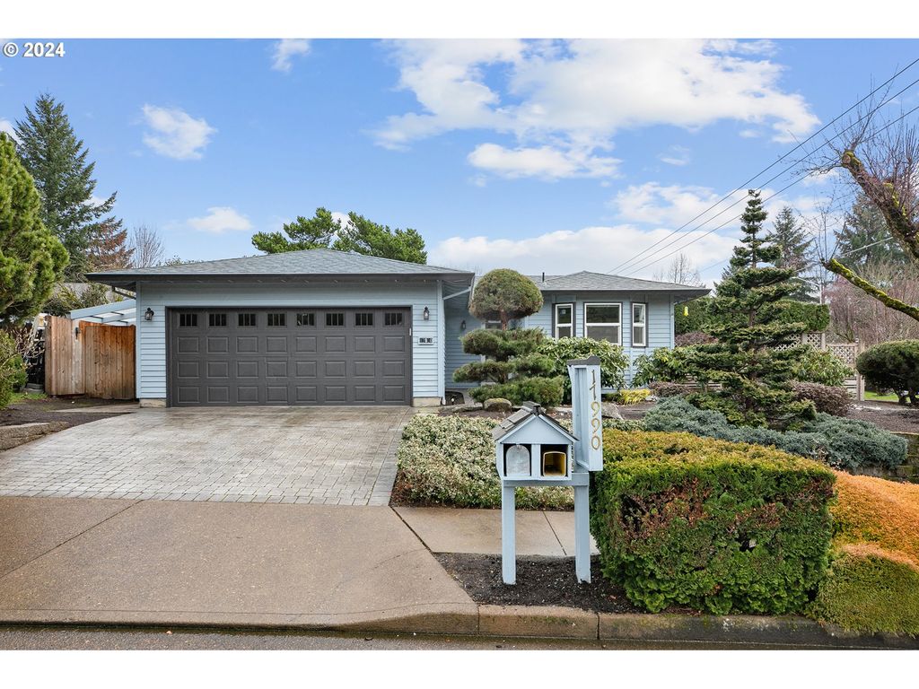 17990 SW 106th Ave, Tualatin, OR 97062 - See Est. Value, Schools & More