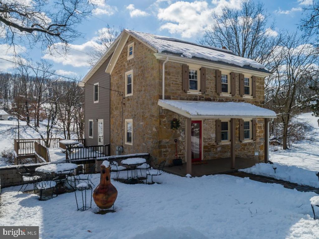 416 N Garfield Rd, Bernville, PA 19506 - See Est. Value, Schools & More