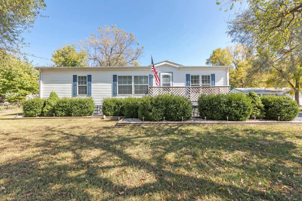 134 N Main St, Everton, MO 65646 - See Est. Value, Schools & More