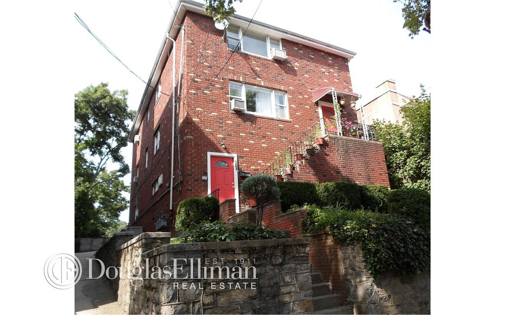 301 W 261st St #3, Bronx, NY 10471 - See Est. Value, Schools & More