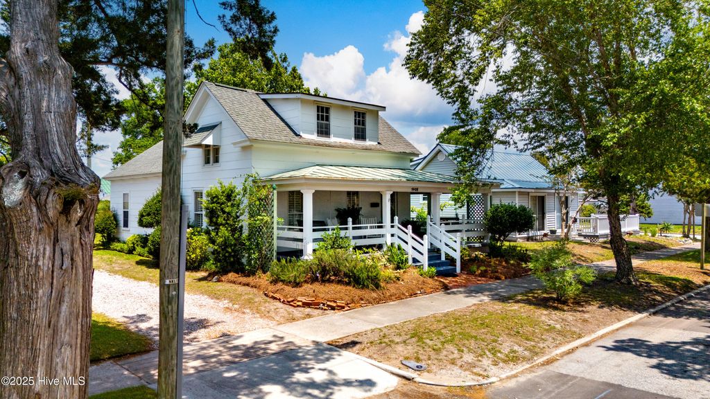 1402 Shepard Street, Morehead City, NC 28557 | MLS# 100510341 | Trulia