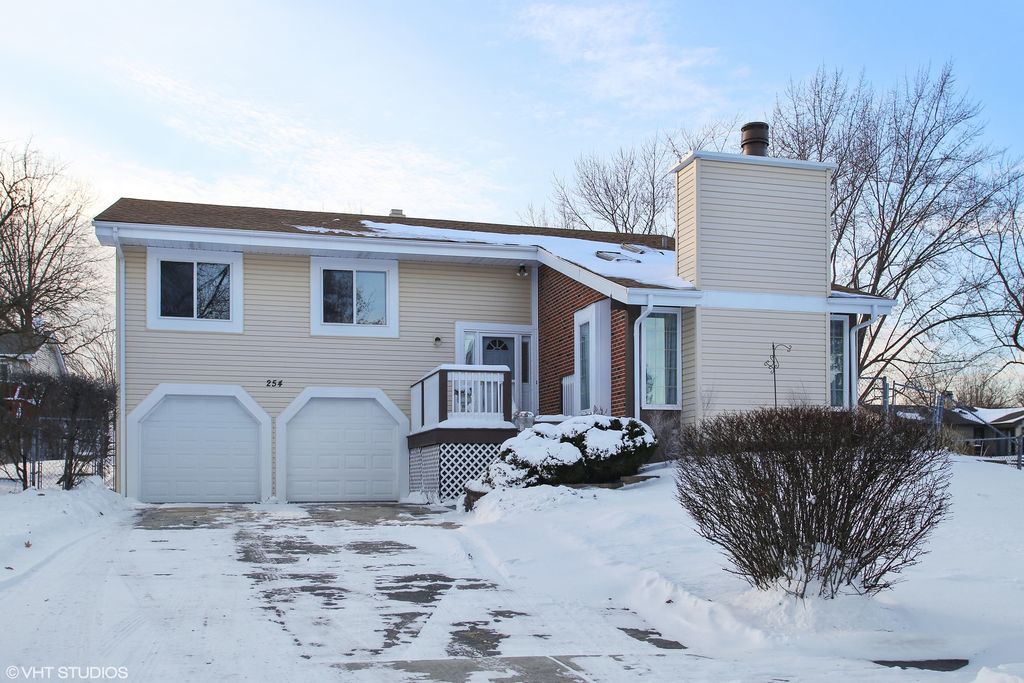 254 Edgewater Ct, Bloomingdale, IL 60108 - See Est. Value, Schools & More