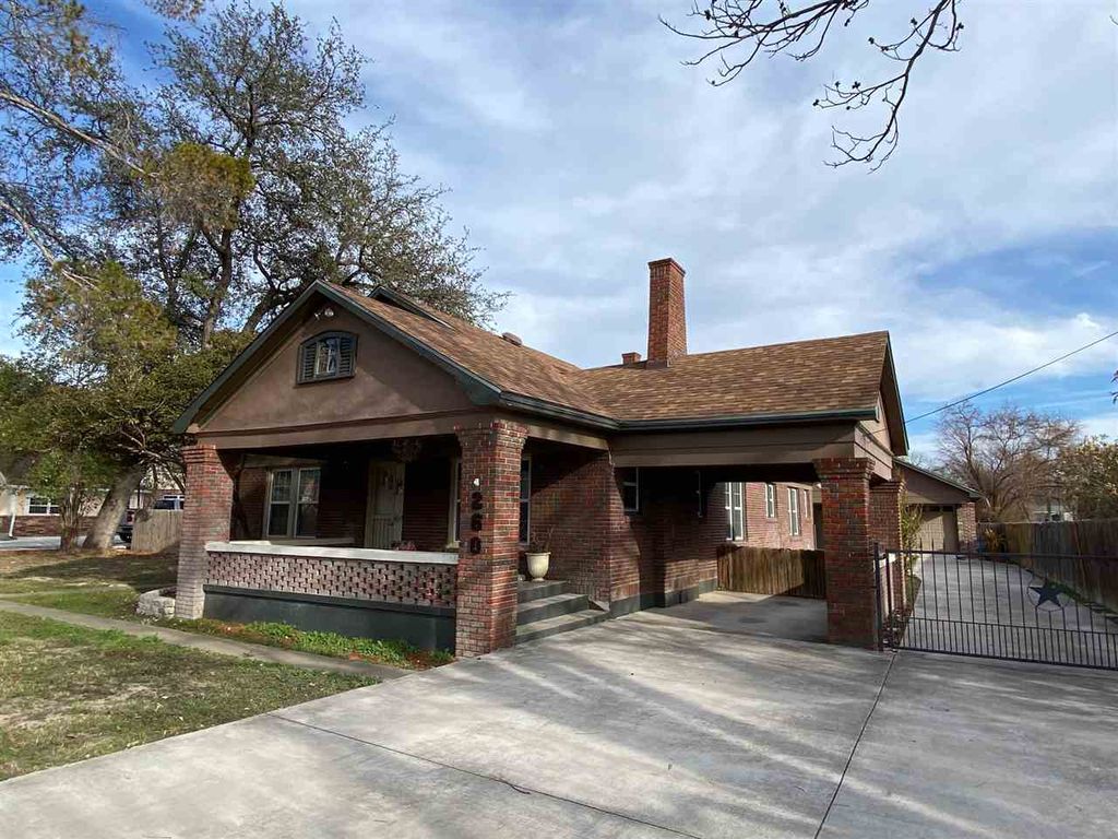 260 W Strickland St, Del Rio, TX 78840 | Trulia