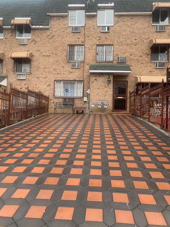 1422 Franklin Ave #2, Bronx, NY 10456 - See Est. Value, Schools & More