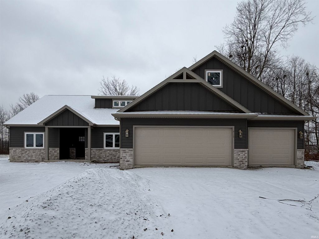 8768 Grand Forest Dr, Fort Wayne, IN 46815 | MLS# 202536031 | Trulia