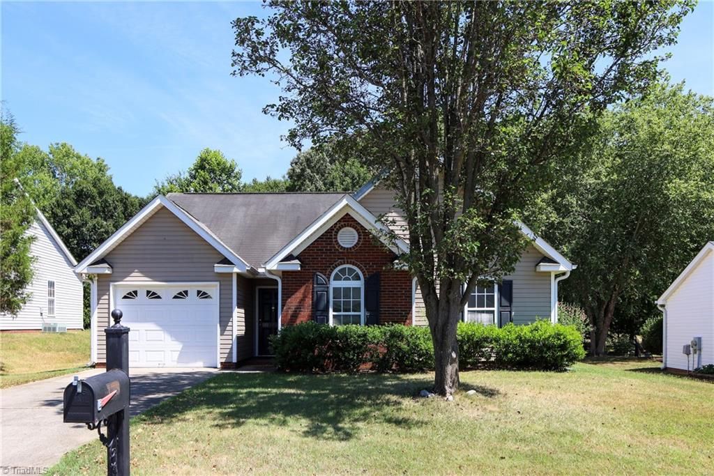 175 Wynbrook Ct, Winston Salem, NC 27103 - See Est. Value, Schools & More