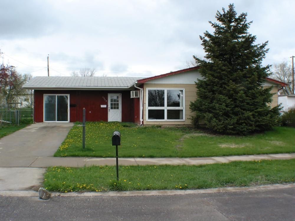 1713 Herman St, Rapid City, SD 57701 - See Est. Value, Schools & More