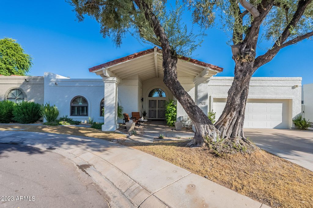 7522 E Clinton St, Scottsdale, AZ 85260 - See Est. Value, Schools & More