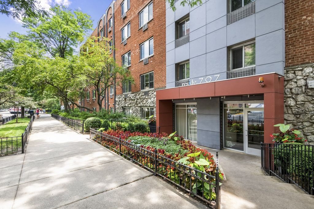 707 W Sheridan Rd #5669692, Chicago, IL 60613 - See Est. Value, Schools ...