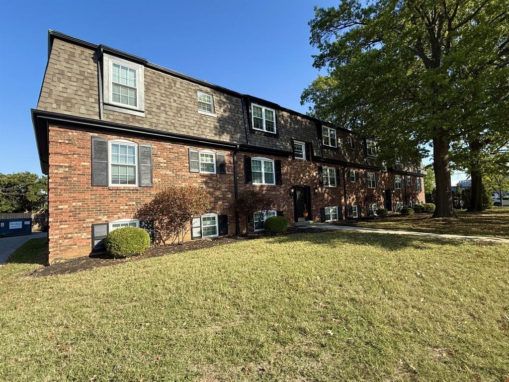 4219 N Church Way #91fd0aca2, Louisville, KY 40207 - See Est. Value ...