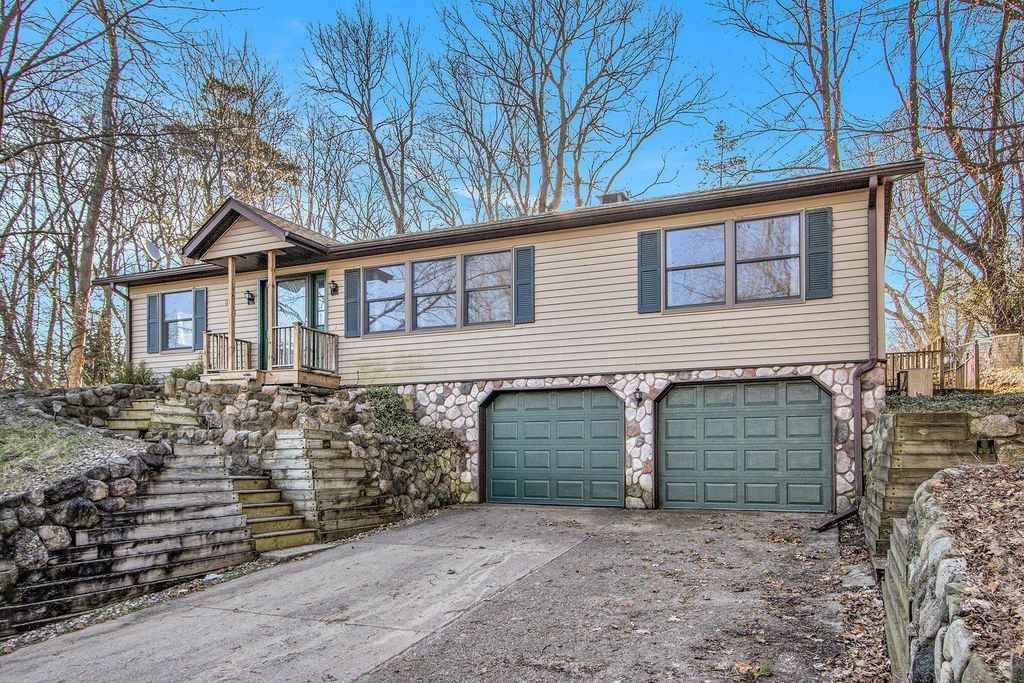 643 Timberlane Dr, Battle Creek, MI 49015 - See Est. Value, Schools & More