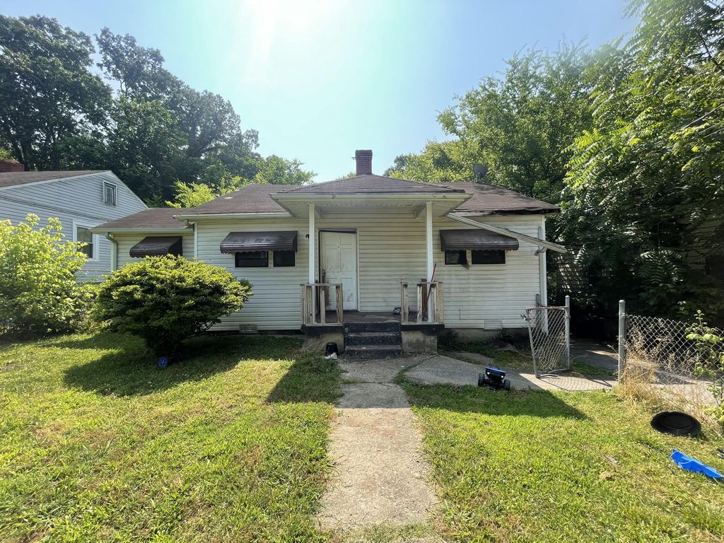 1802 Tunnel Blvd, Chattanooga, TN 37406 - See Est. Value, Schools & More