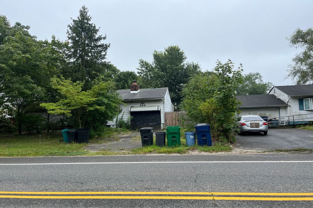 464 Dover Rd, South Toms River, NJ 08757 - See Est. Value, Schools & More