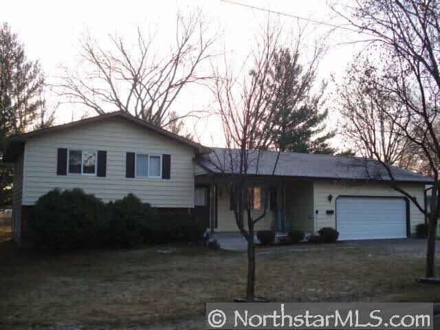 1220 Wilson St, Menomonie, WI 54751 - See Est. Value, Schools & More