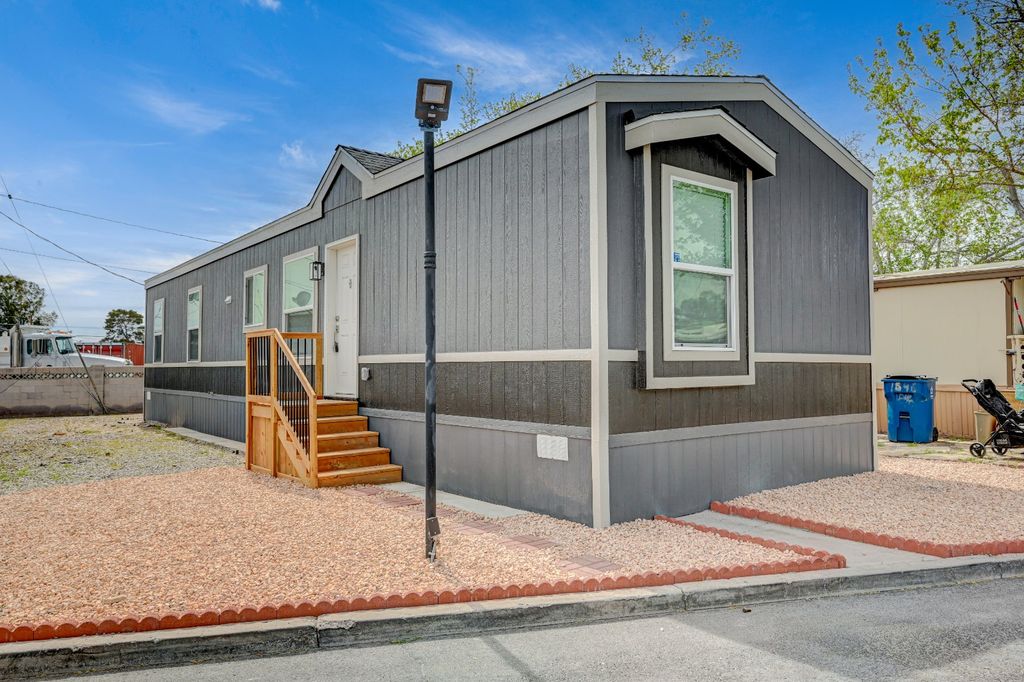 1190 S Mojave Rd #103, Las Vegas, NV 89101 | MLS# 11460608 | Trulia