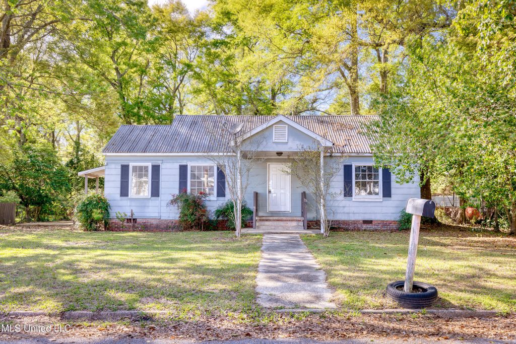 5019 Weems St, Moss Point, MS 39563 - See Est. Value, Schools & More