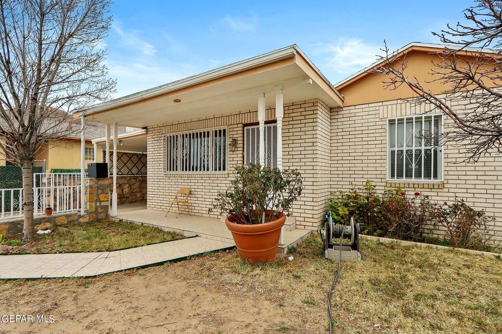 3003 Frankfort Ave, El Paso, TX 79930 | MLS# 896164 | Trulia