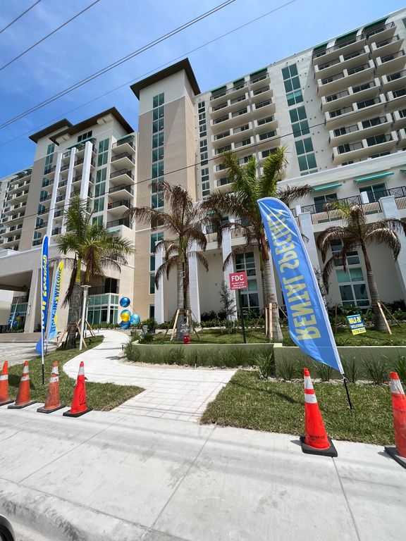 529 E Dania Beach Blvd #2, Dania, FL 33004 - See Est. Value, Schools & More