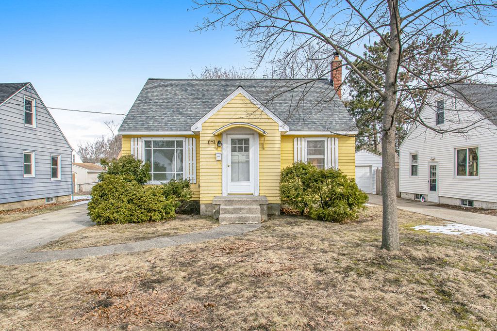 901 40th St SW, Wyoming, MI 49509 | Trulia